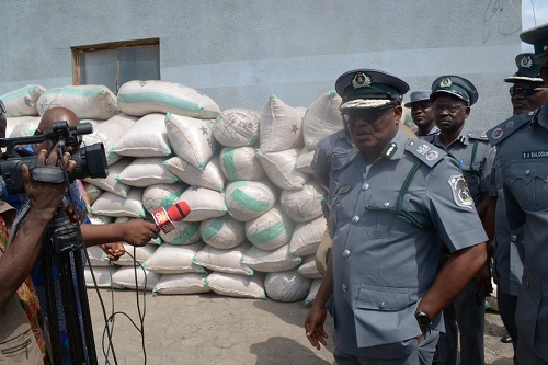 Food crisis: Seme Customs seizes trailer load of beans…Intercepts rice ...